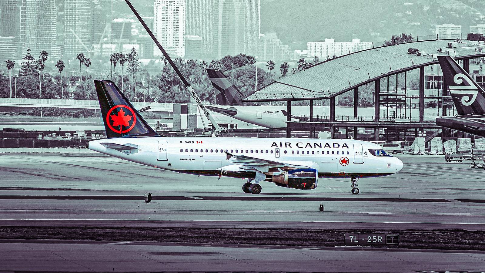 LAX Airport Has Almost 20% Fewer Seats To & From Canada Than This Time ...