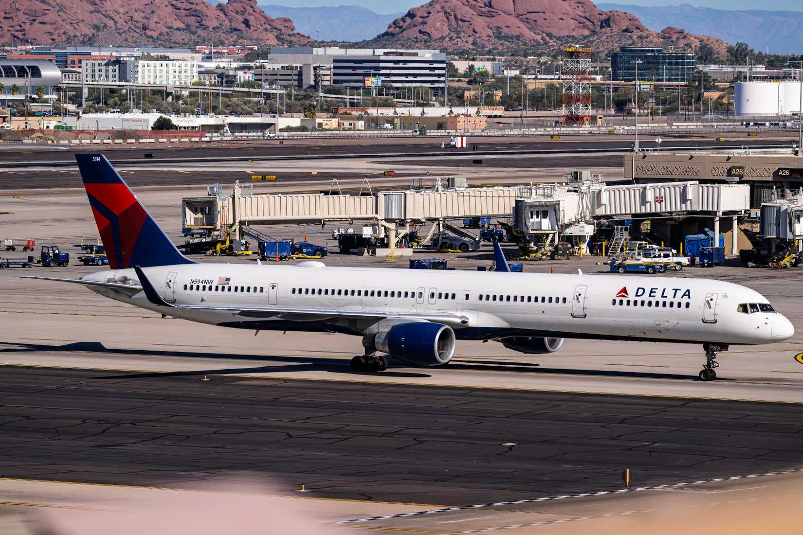 How Cabin Crew Rest & Sleep On The Boeing 757