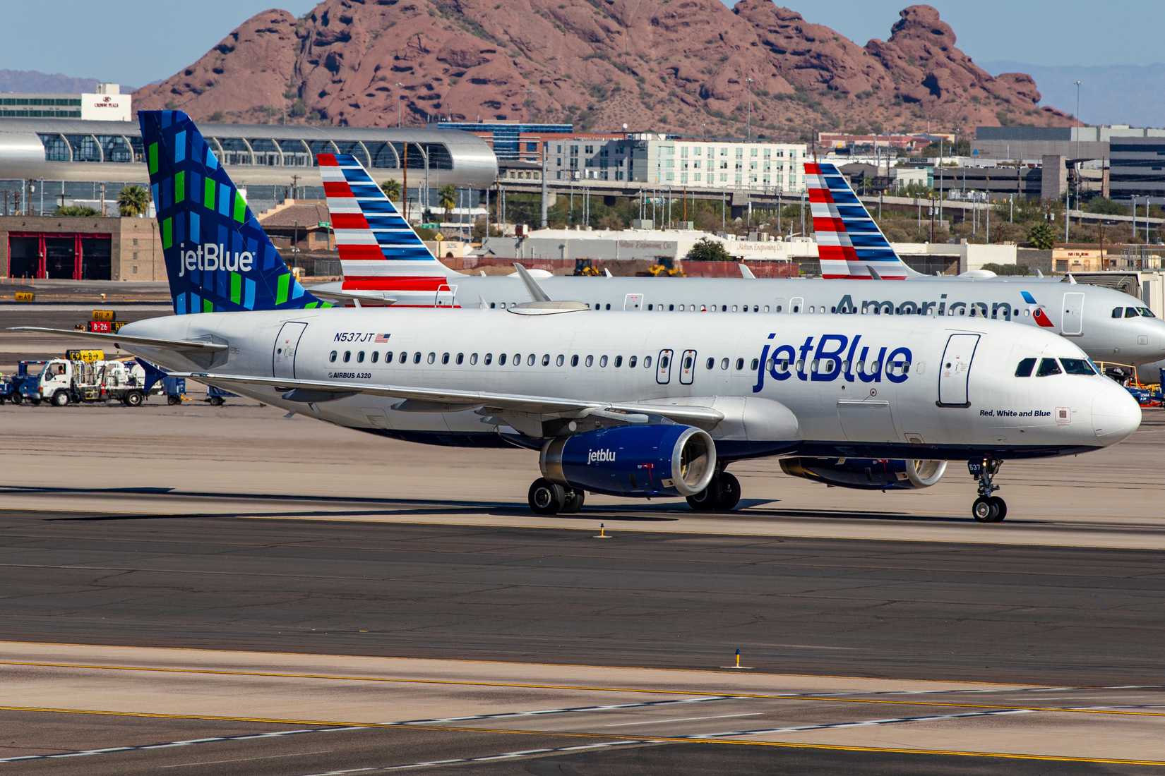 Wicked Blue: JetBlue Unveils New Boston-Themed Livery On An Airbus A320