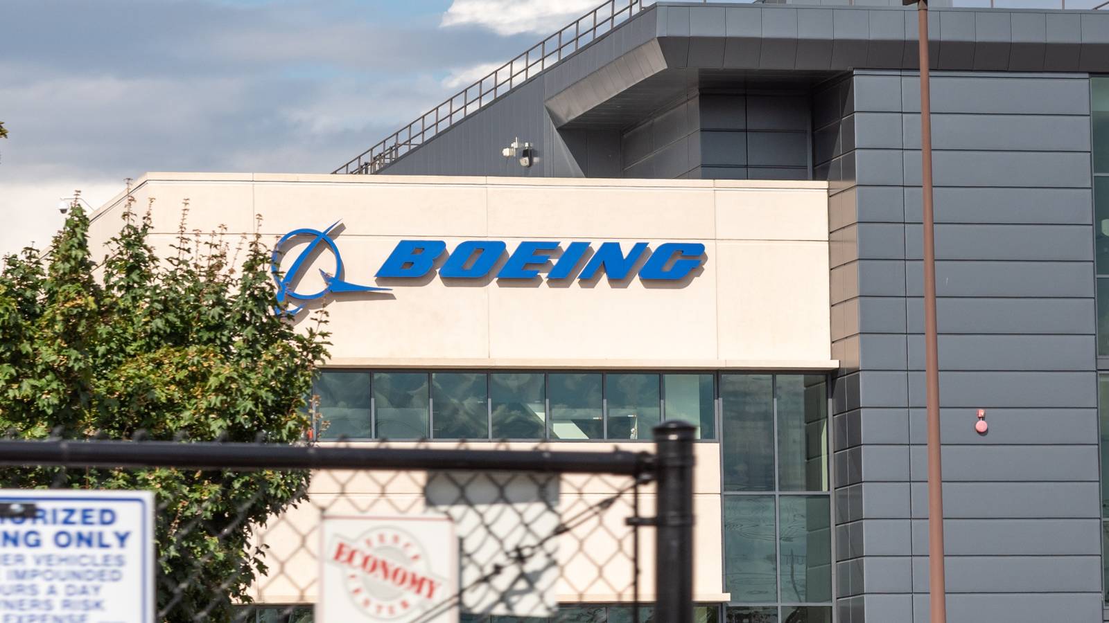 Should Boeing Abandon The One-Size-Fits-All 797 & Develop The 808 & 818 ...