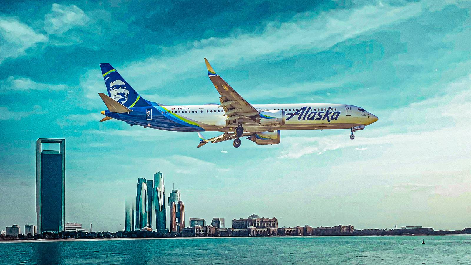 Coastal Clash: Alaska & JetBlue Scale Up For Super Bowl LX