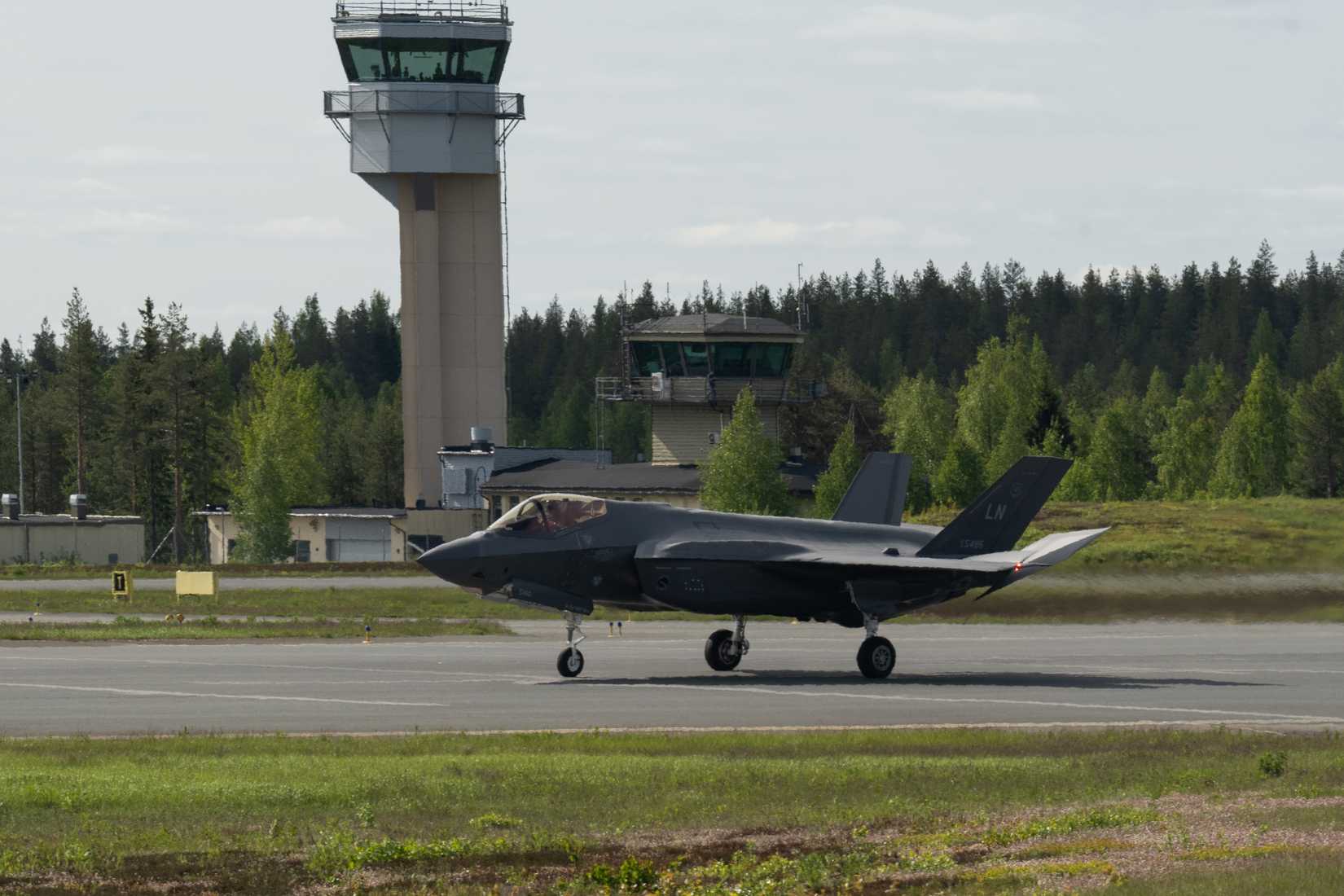 The 7 NATO Military Air Bases In the Arctic & Their Strategic Roles