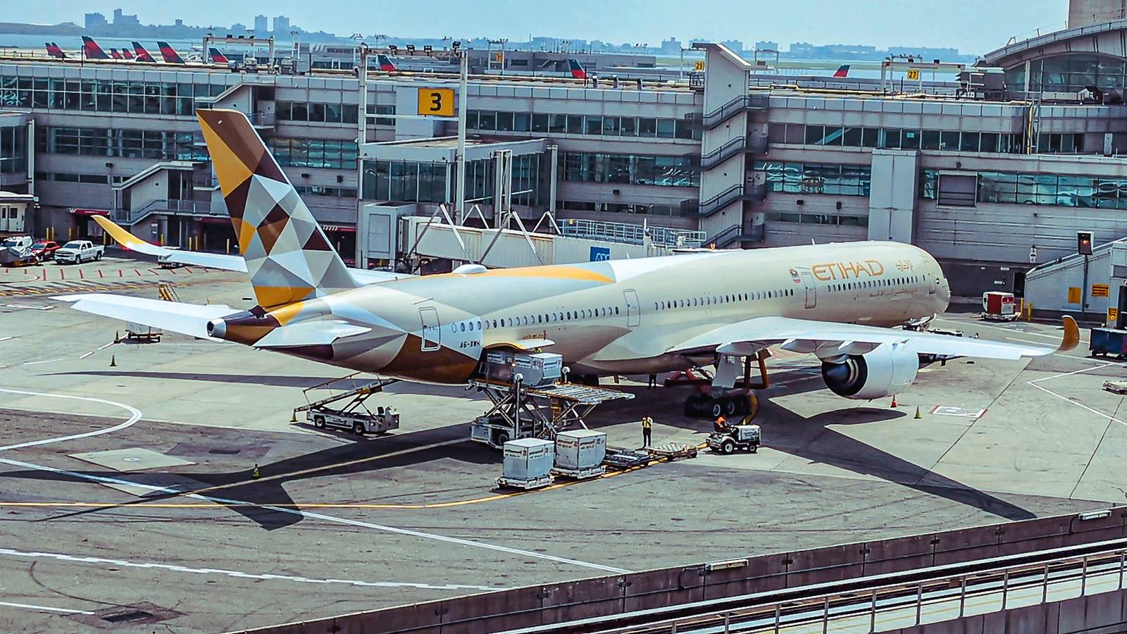 How Cabin Crew Rest & Sleep On The Airbus A350-1000