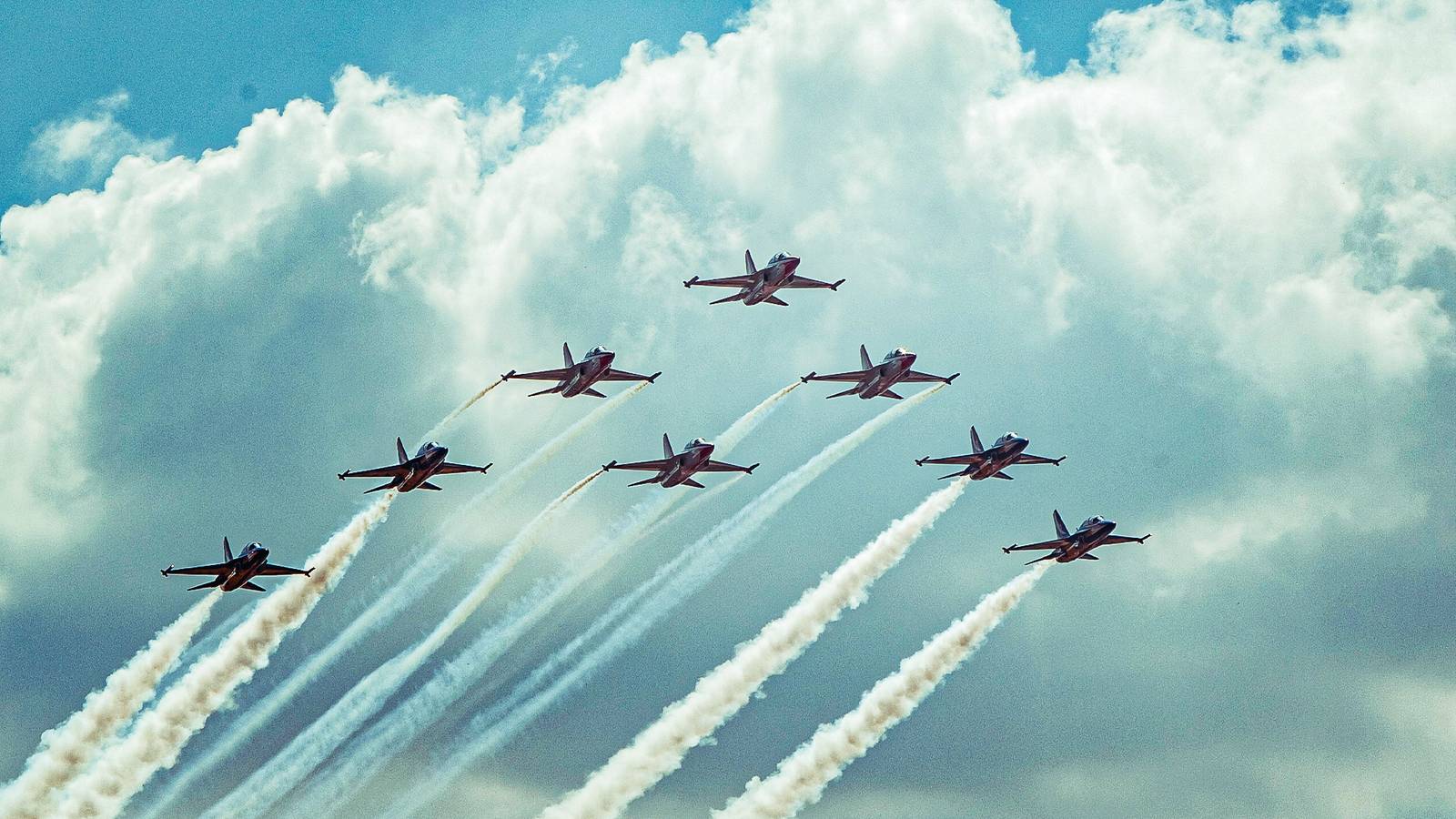 Why Is The World’s Largest Air Force Still Growing?