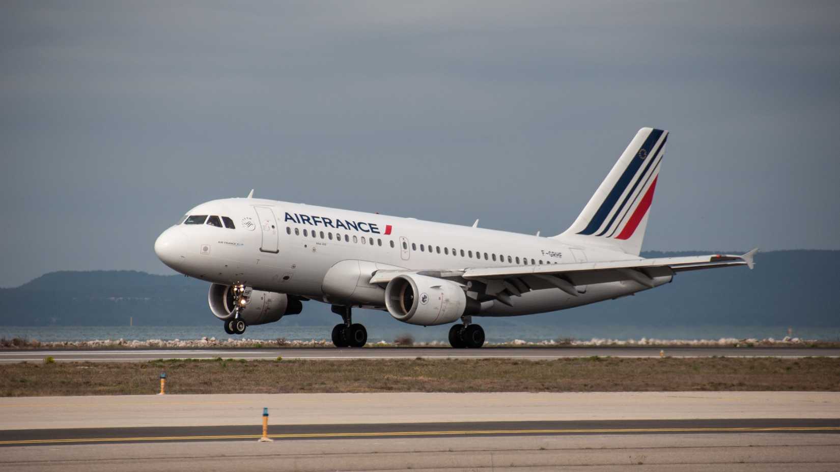 Air France Airbus A319 Seat Map: Cabin Layout and Seat Dimensions