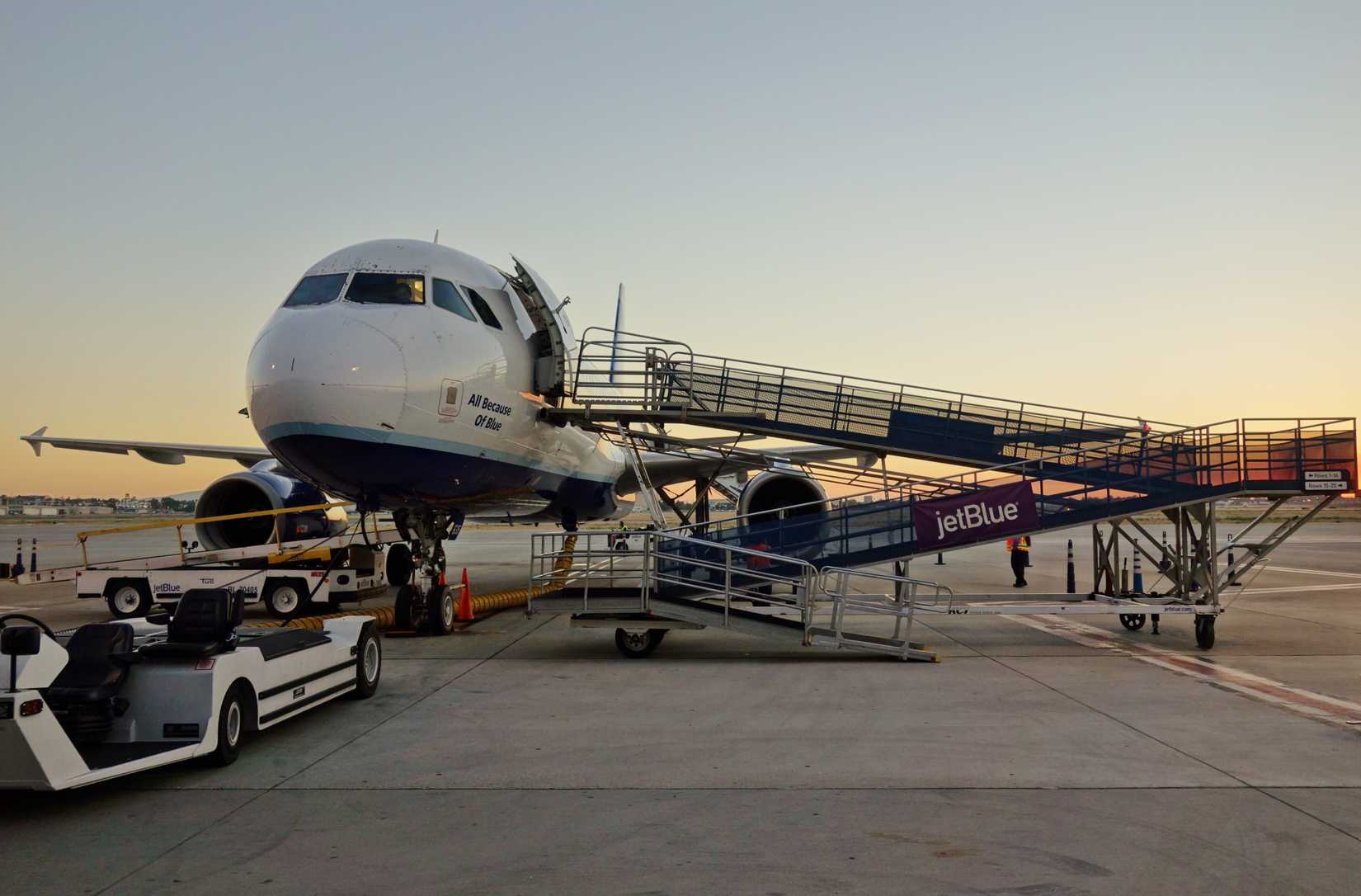Why Did JetBlue Pull Out Of Long Beach?