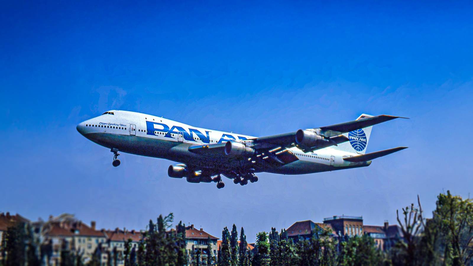 How Many Boeing 747-100's Were Built?