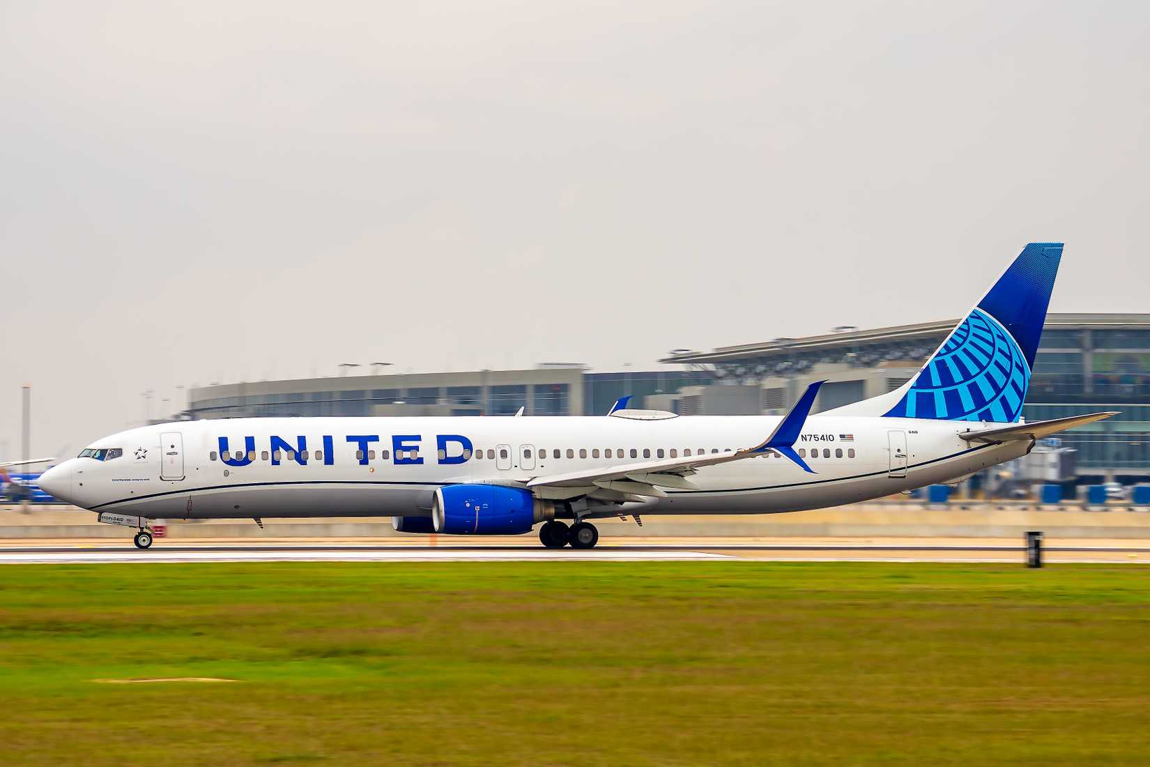 NTSB Opens Investigation Following United Airlines Boeing 737 Tail ...