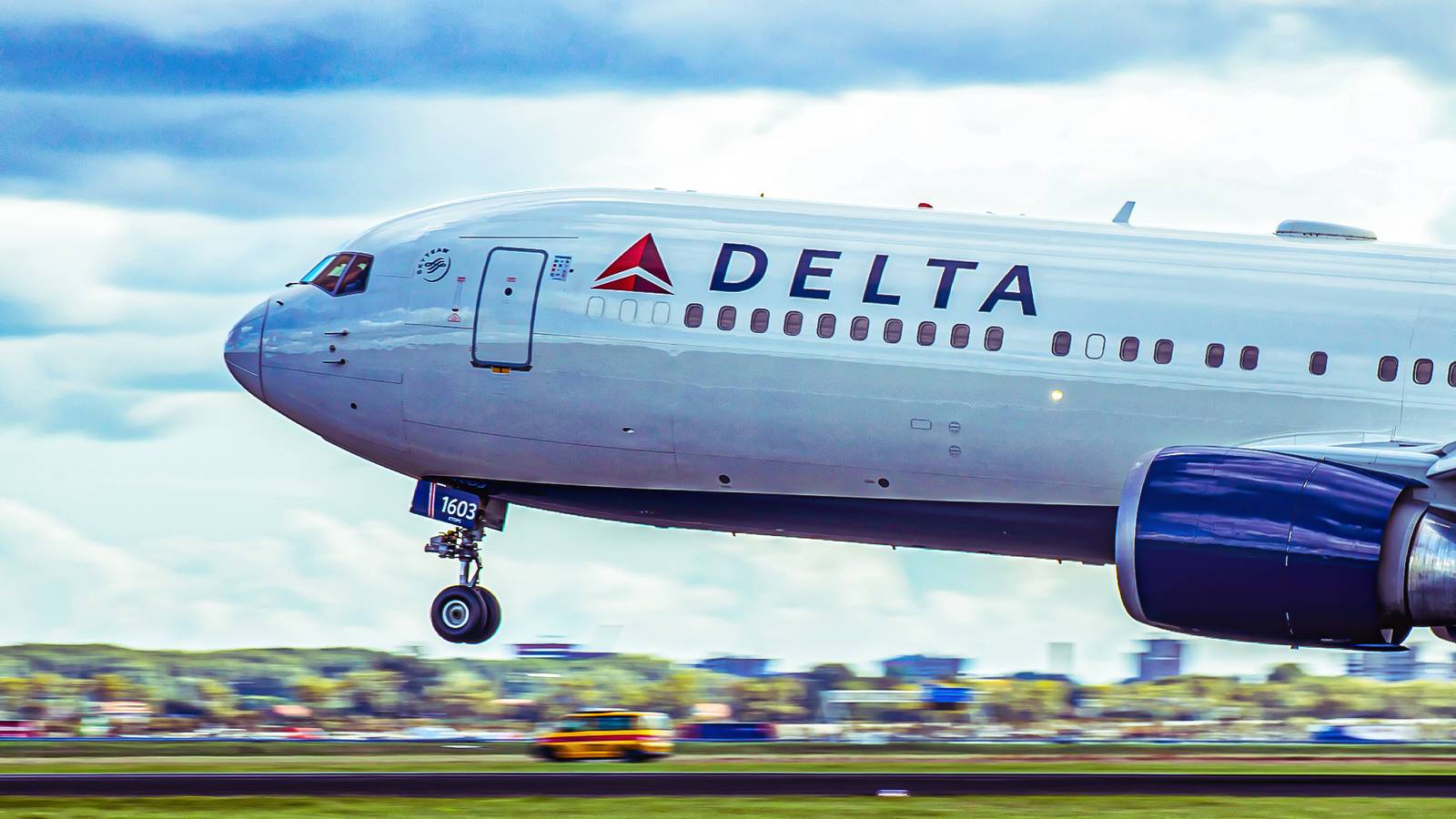 What Made Delta Air Lines The Most Superior Legacy Carrier Of 2025?