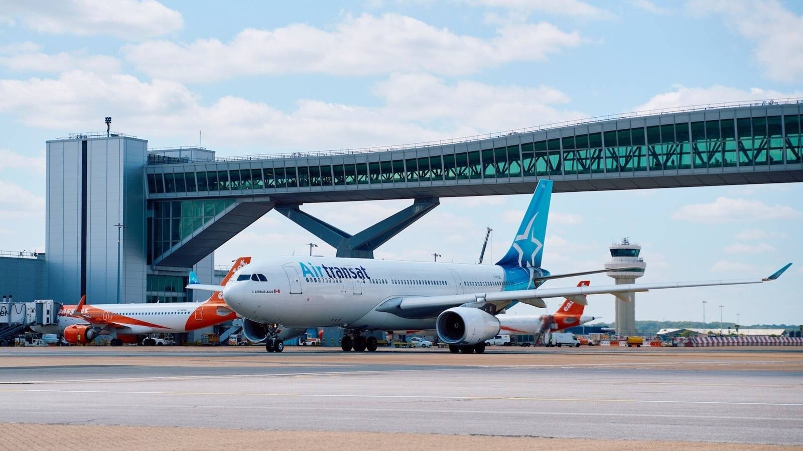 Mixed Bag: Heathrow's Record February Vs Gatwick's Short-Haul Traffic ...
