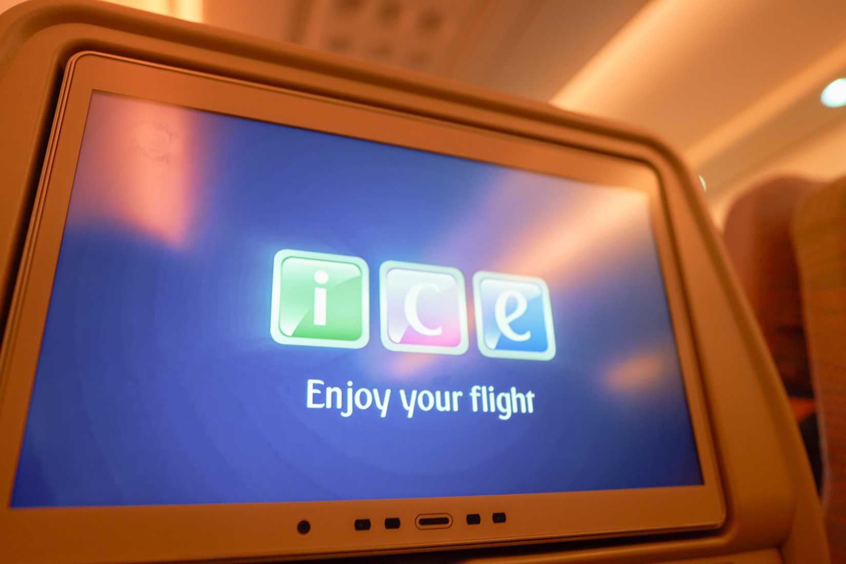 The New Inflight Entertainment System That Emirates Passengers Are ...