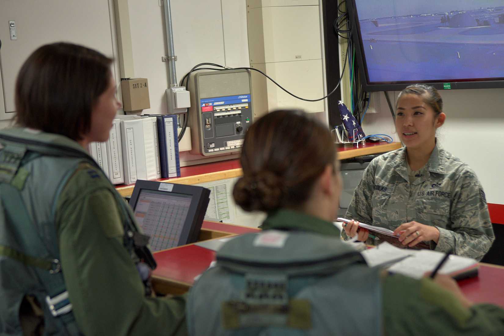 The US Air Force Pilots With The Highest Salaries In 2026