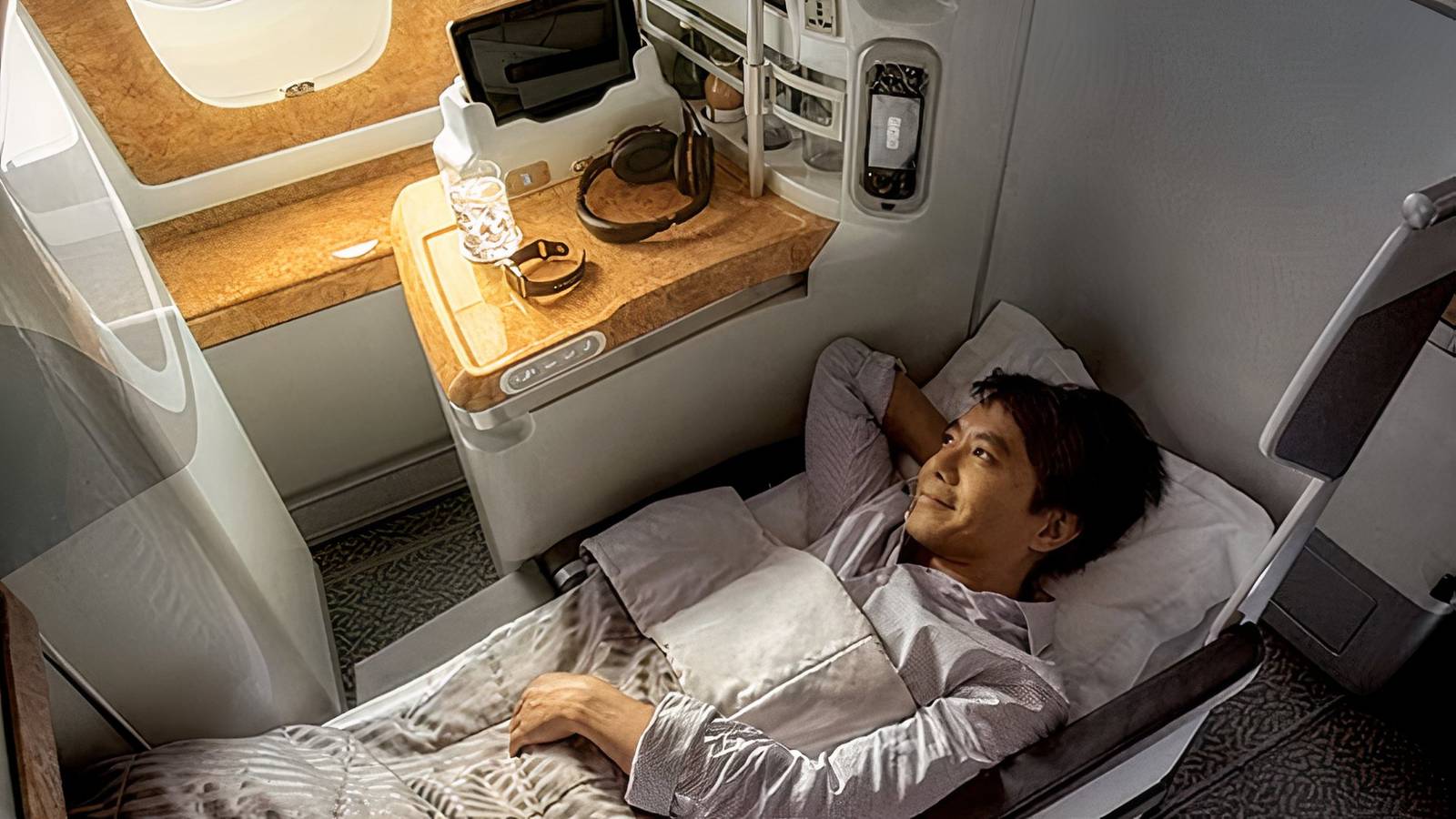 Here's How Much A Business Class Ticket On Emirates' Airbus A380 ...