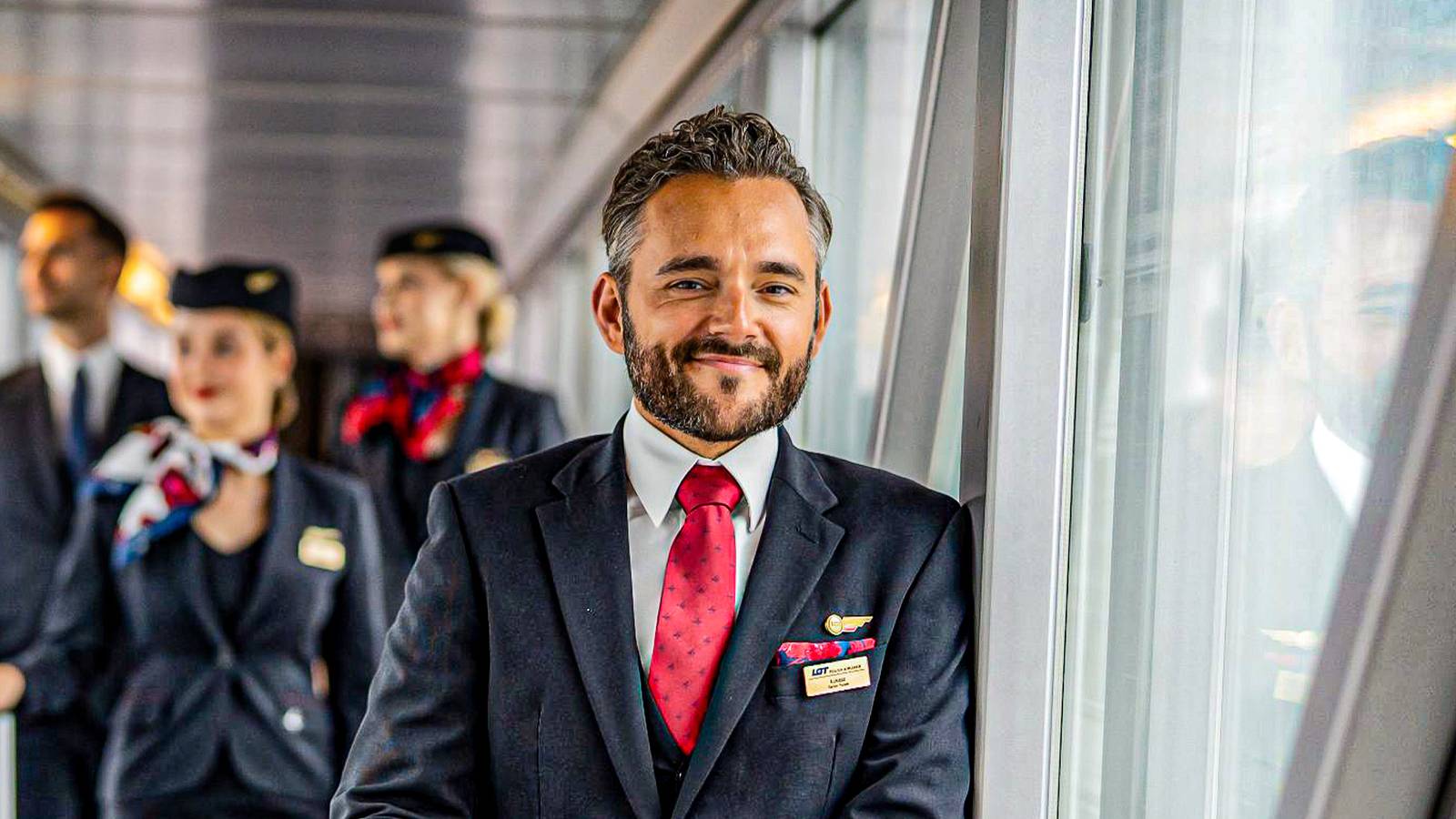 Confessions Of A Flight Attendant: The Wildest Things Cabin Crew Have ...