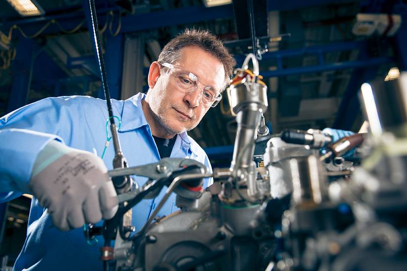The Real Reason Why Airlines Can’t Sue Engine Manufacturers For Making ...
