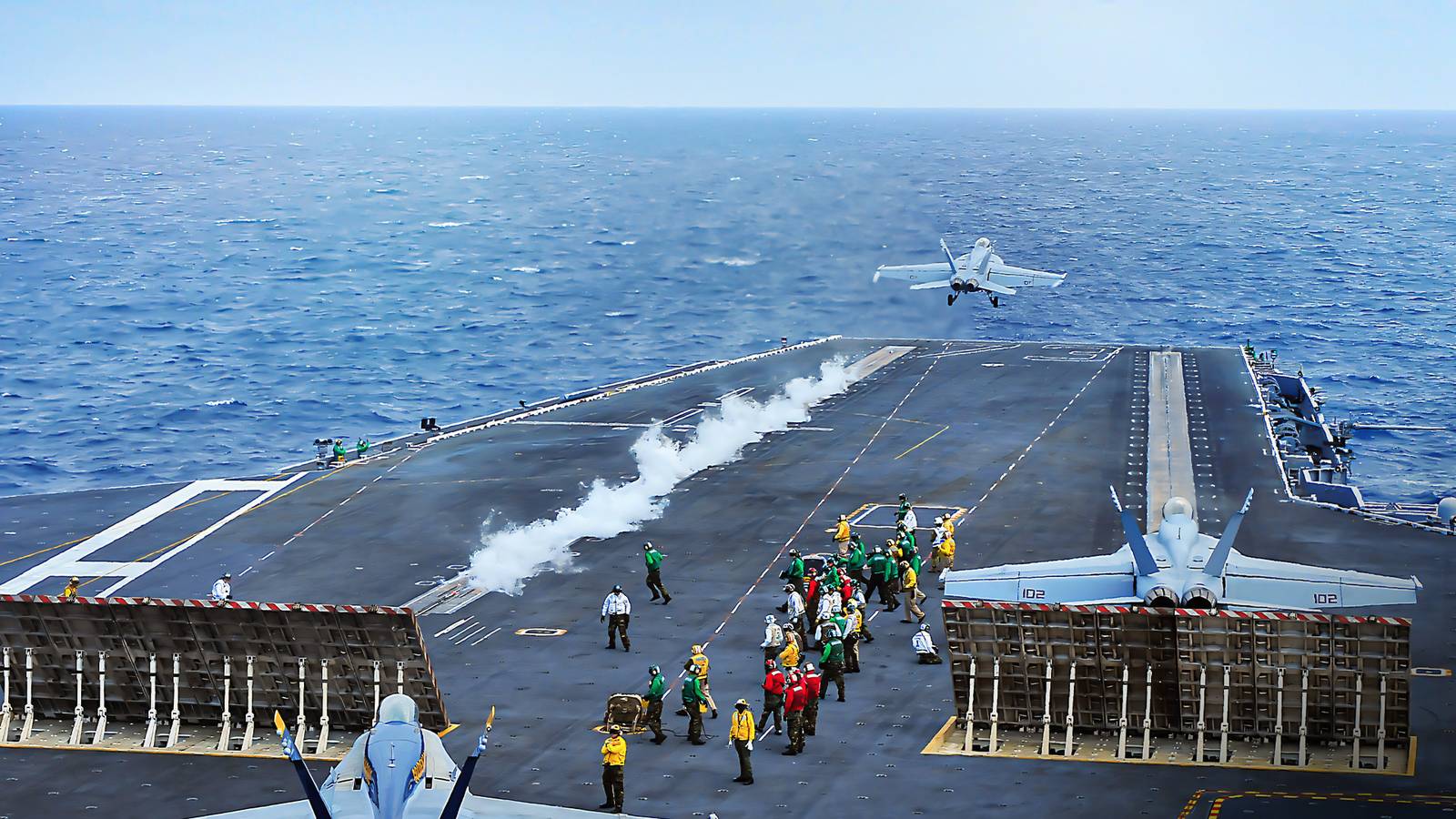 Why The US Navy Is Sending Super Hornets To Fight F-5 Tigers In Reserve ...