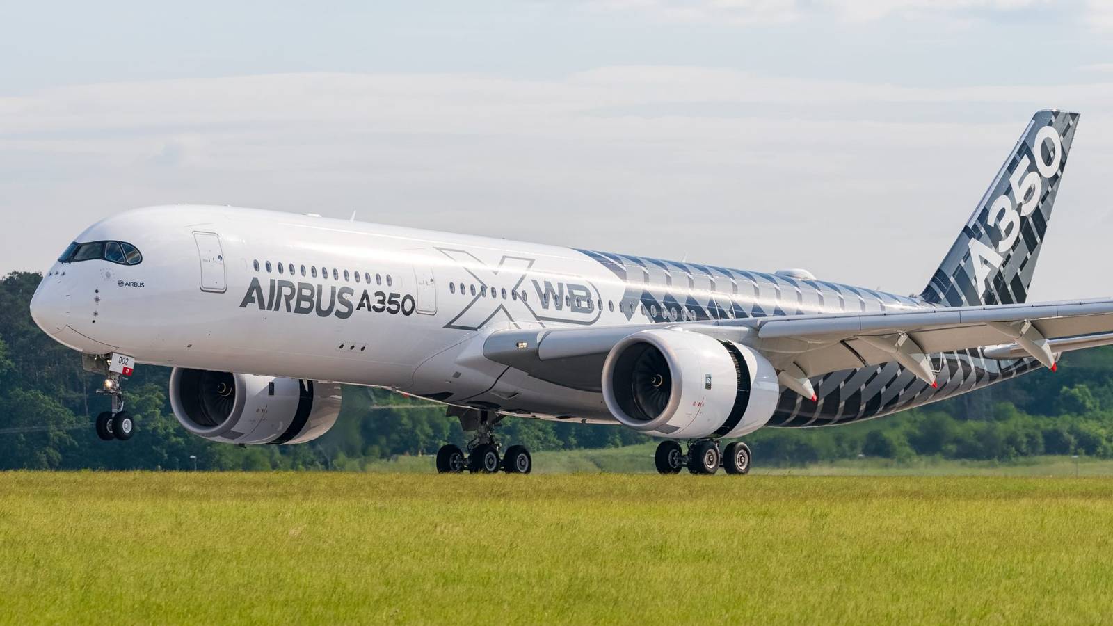Why Might The World’s Long Range Leader Have Boeing Worried?